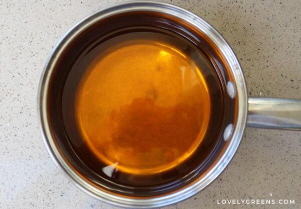 How to Make Annatto Soap (Naturally Yellow to Orange) • Lovely Greens