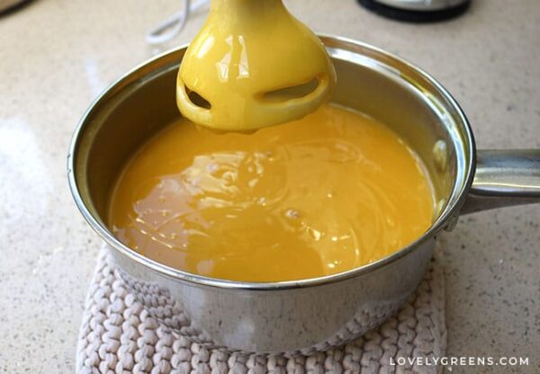 How to Make Annatto Soap (Naturally Yellow to Orange) • Lovely Greens